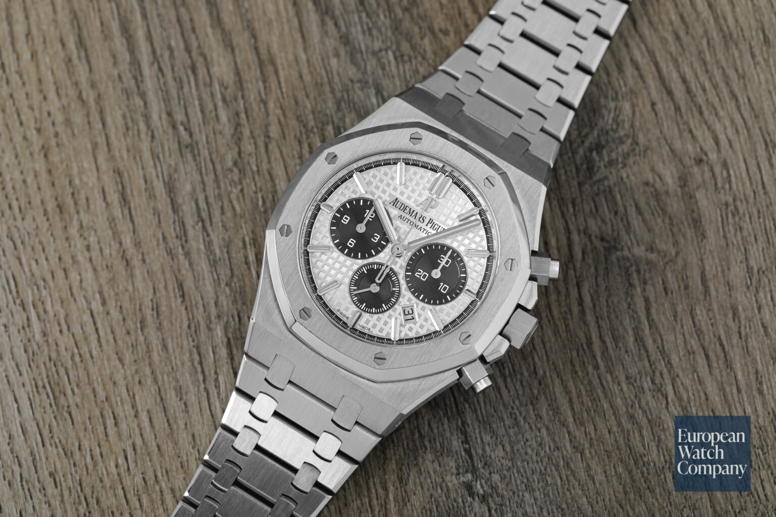 34 Best Chronograph Watches to Buy in 2024 – THE COLLECTIVE