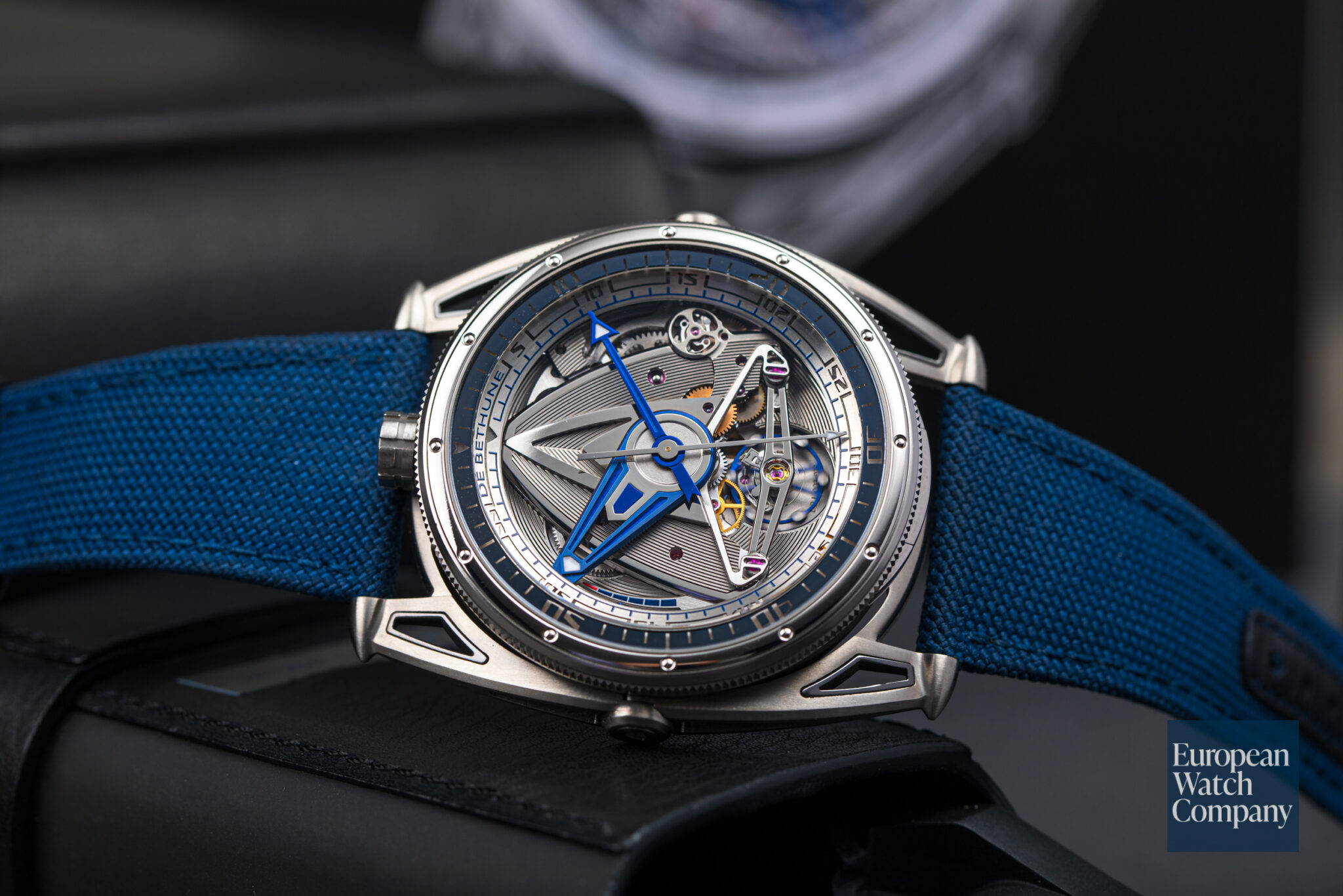 25 Best Manual Wind Watches at European Watch Company – THE COLLECTIVE